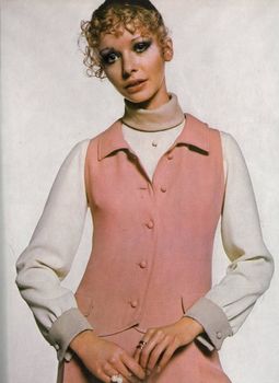 A Retrospective : UK Vogue under Beatrix Miller (1964 - 1986) | Page 9 ...